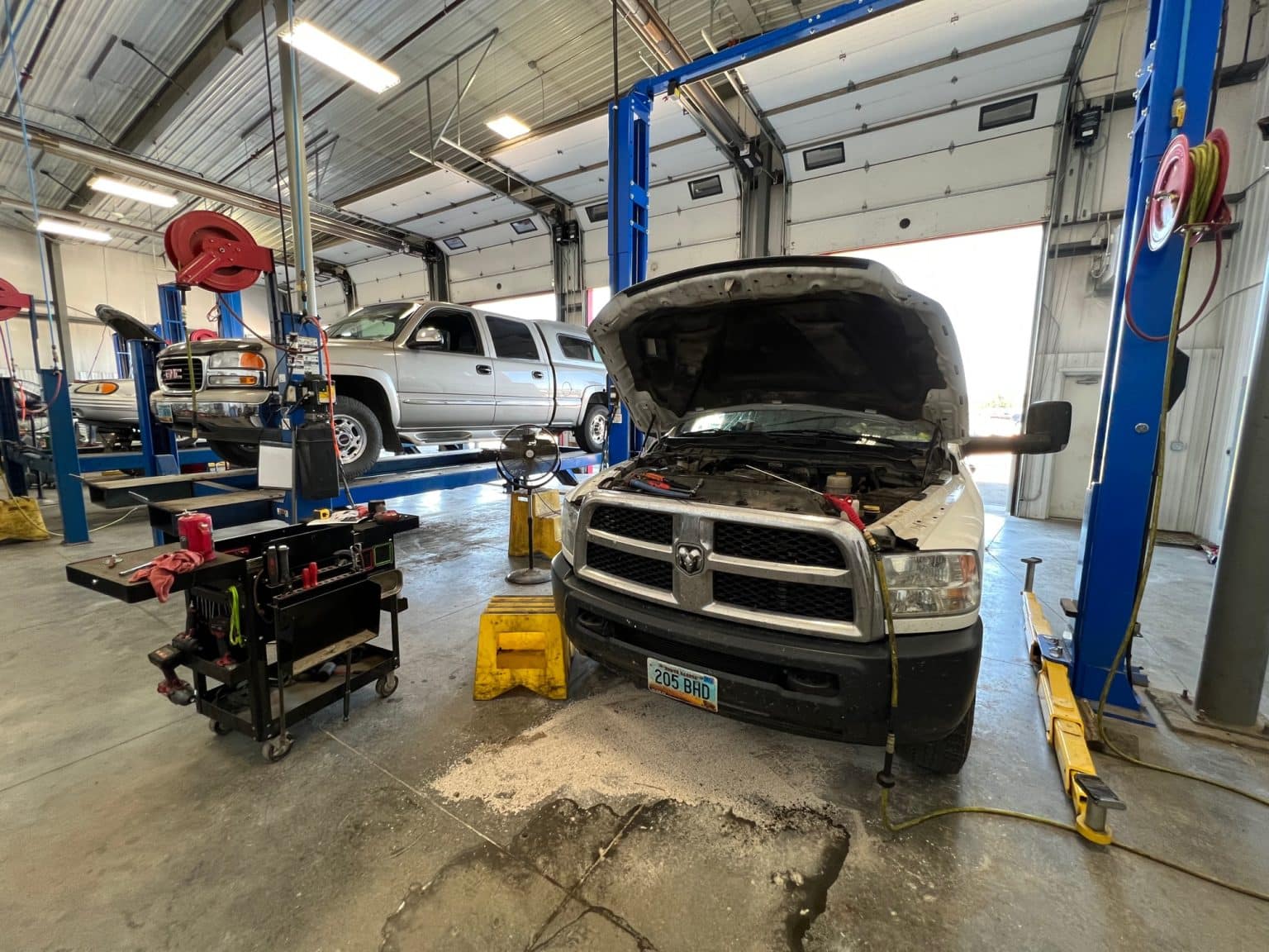 Car Repair - Advanced Fleet Services • Truck Equipment Specialists in ...